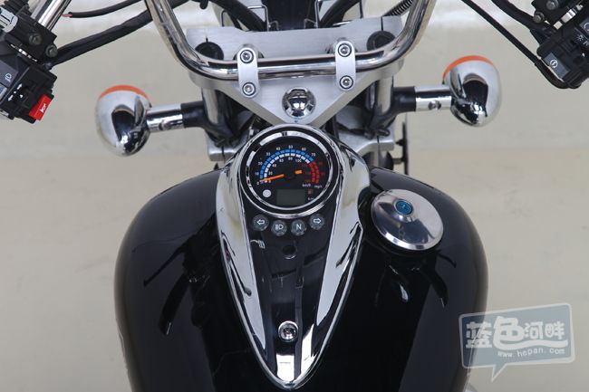 拥有V型双缸发动机+美式造型巡航摩托 力帆LF250-P_汕头车市_蓝色河畔 - Powered by Discuz!